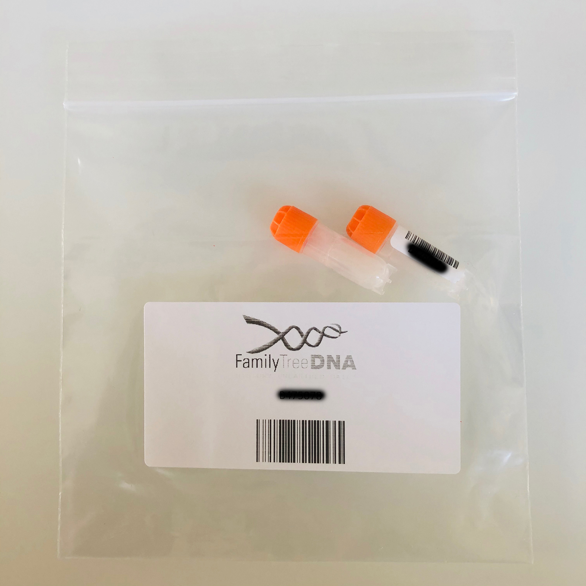 Le kit ADN de FamilyTreeDNA pas à pas